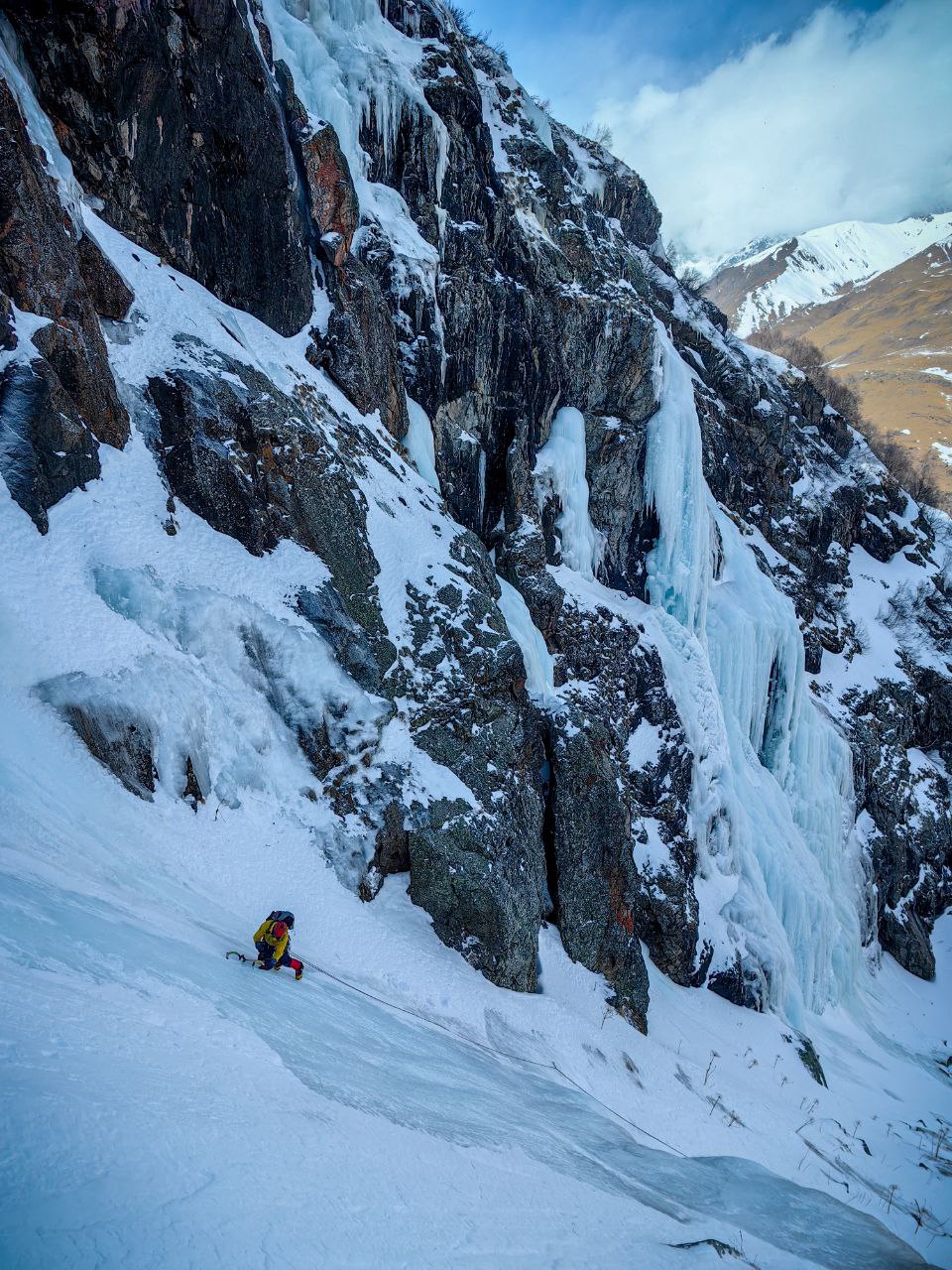 Курс ледолазания в Приэльбрусье. Mountain Guru — Школа альпинизма и ...
